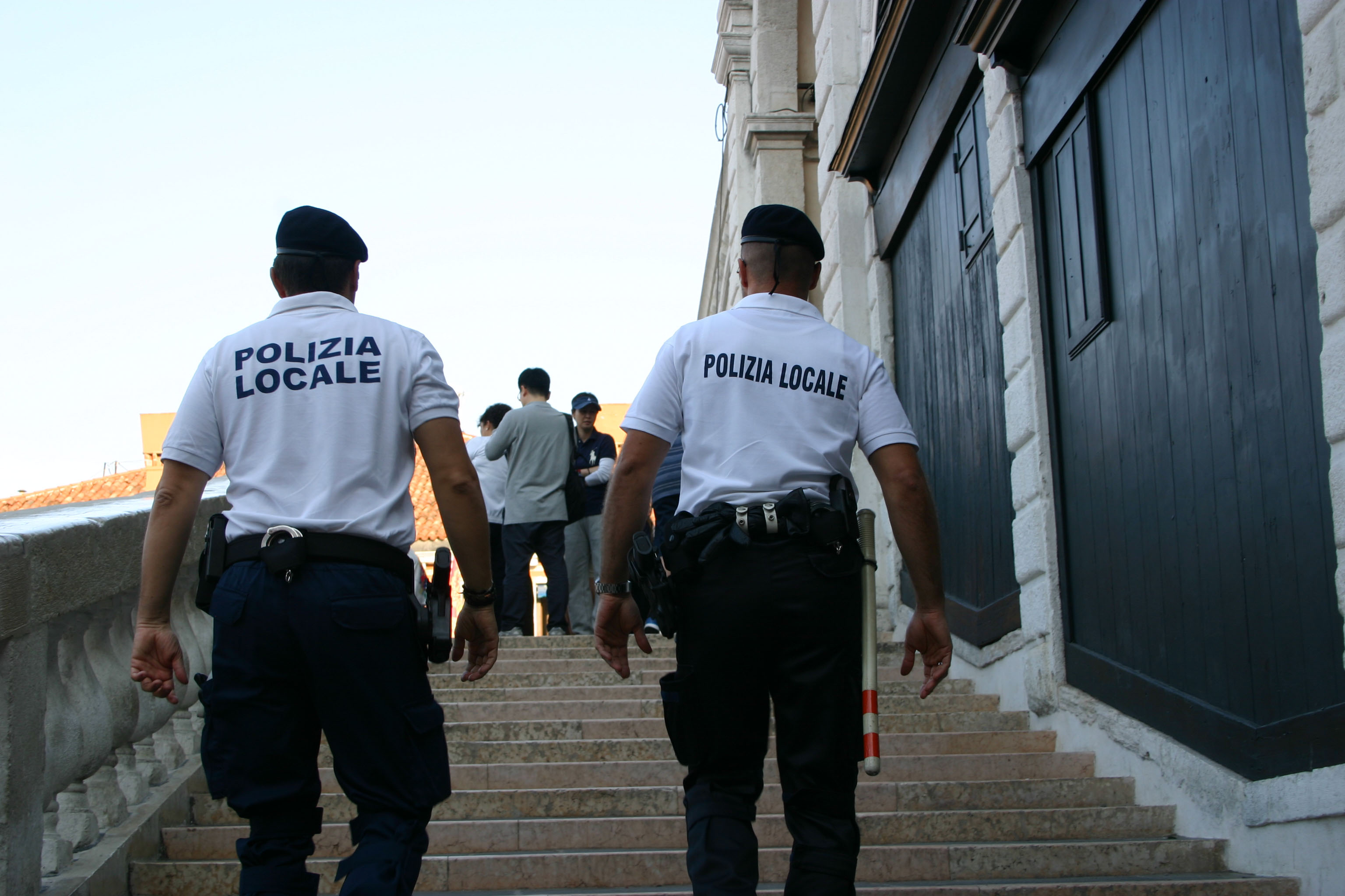 Concorso per 100 Agenti di polizia locale a Venezia Concorso per 100 Agenti di polizia locale a Venezia