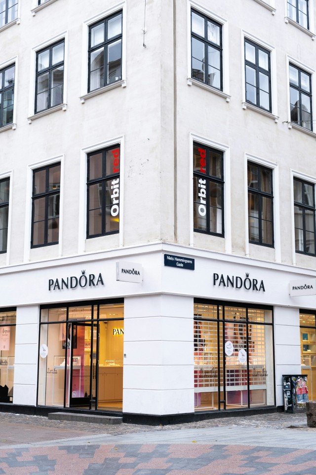 Natale 2025, Pandora assume addetti vendita part-time - Lavoro e Carriere